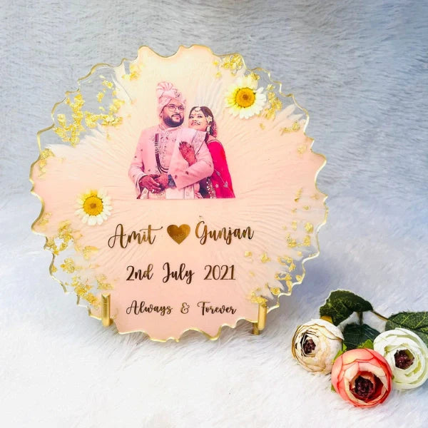 Personalized Couple Resin Frame – Wish Your Gifts